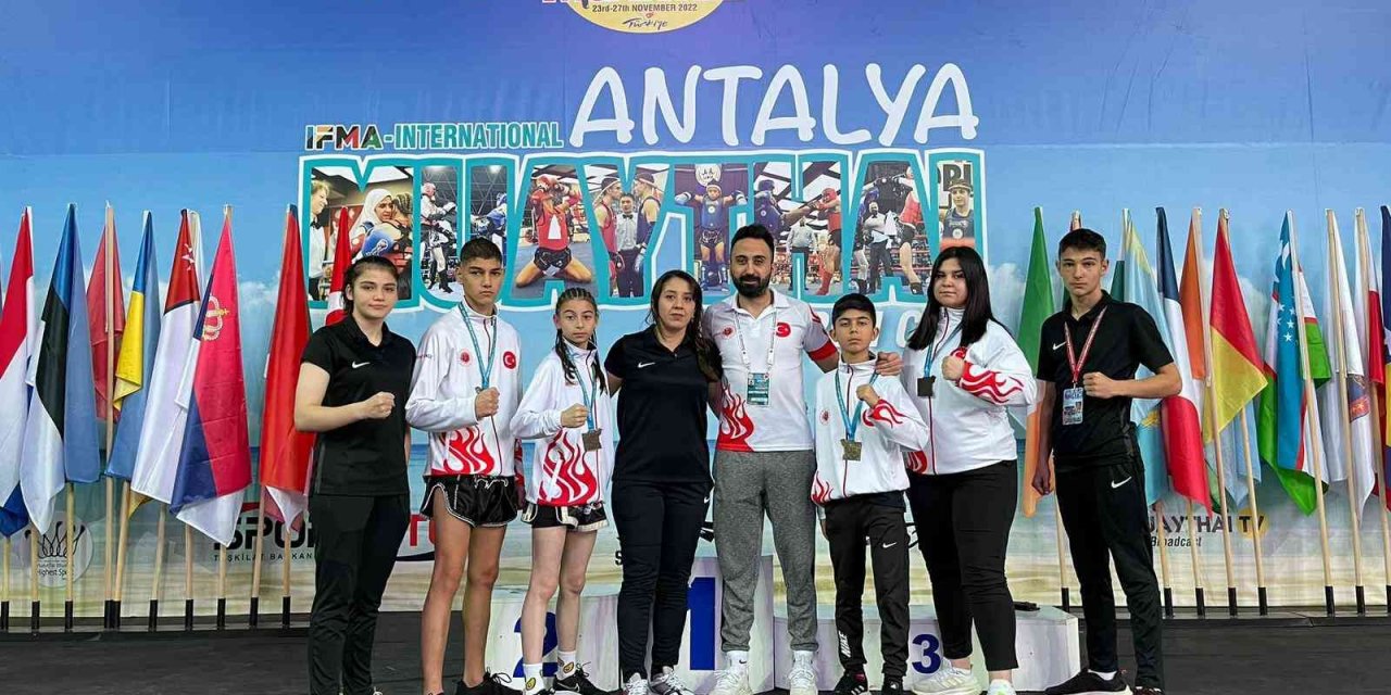 Bolulu sporcular şampiyonadan 3 altın 1 gümüşle döndü