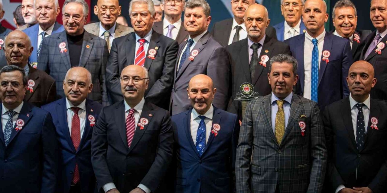 TÜRFAD’dan Soyer, Büyükekşi ve Çakır’a ödül