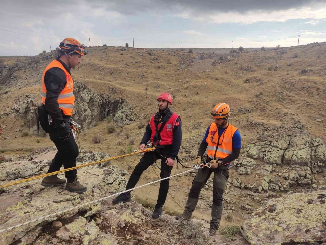 Komando eğitimlerini aratmayan UMKE eğitimi