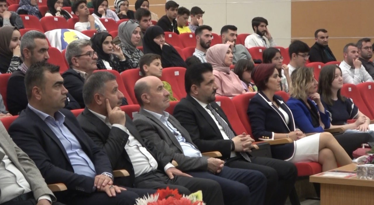 Ataman Özbay başarı hikayesini gençlerle paylaştı